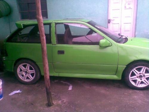 Vendo suzuki swift gti 89 en Guatemala - Autos | 3436